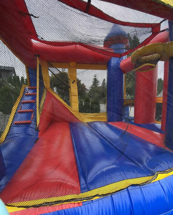 Large Bouncy Castle & Slide (Blue) - Vancouver Bouncy Castle