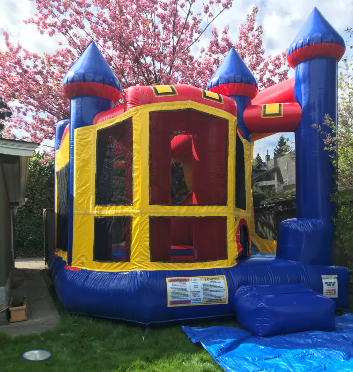 Large Bouncy Castle & Slide (Blue) - Vancouver Bouncy Castle